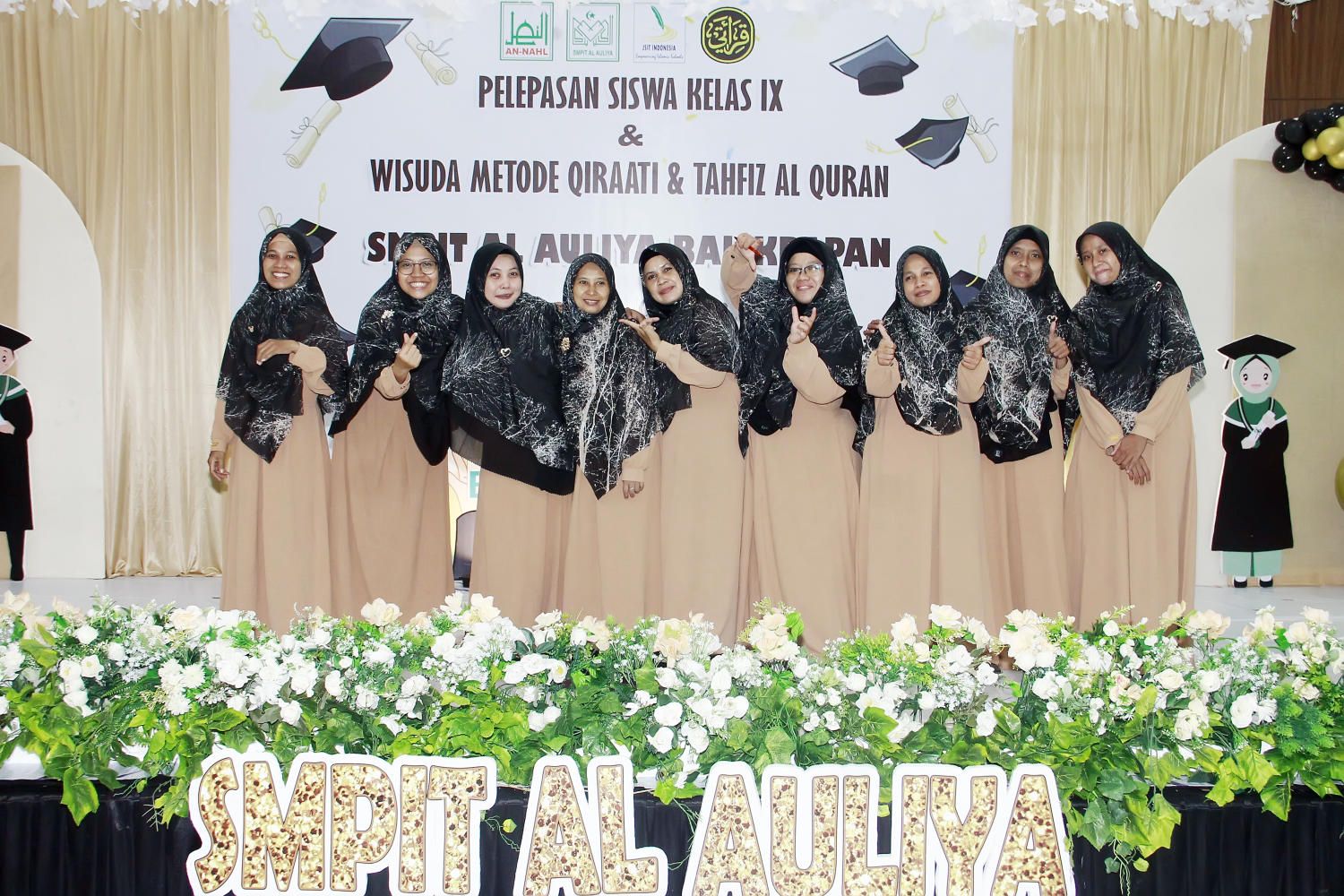 Wisuda Metode Belajar 'Ilman Wa Ruuhan Dan Tahfidz Al Quran Juz 30,29 ...