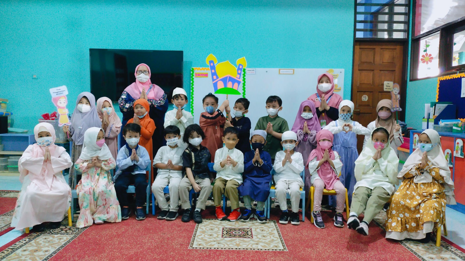 Penyerahan Surat Keterangan Tamat Belajar TK Islam Al-Azhar Kelapa ...
