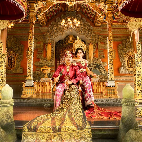 The Wedding of Aris & Novayanti - einvite.id